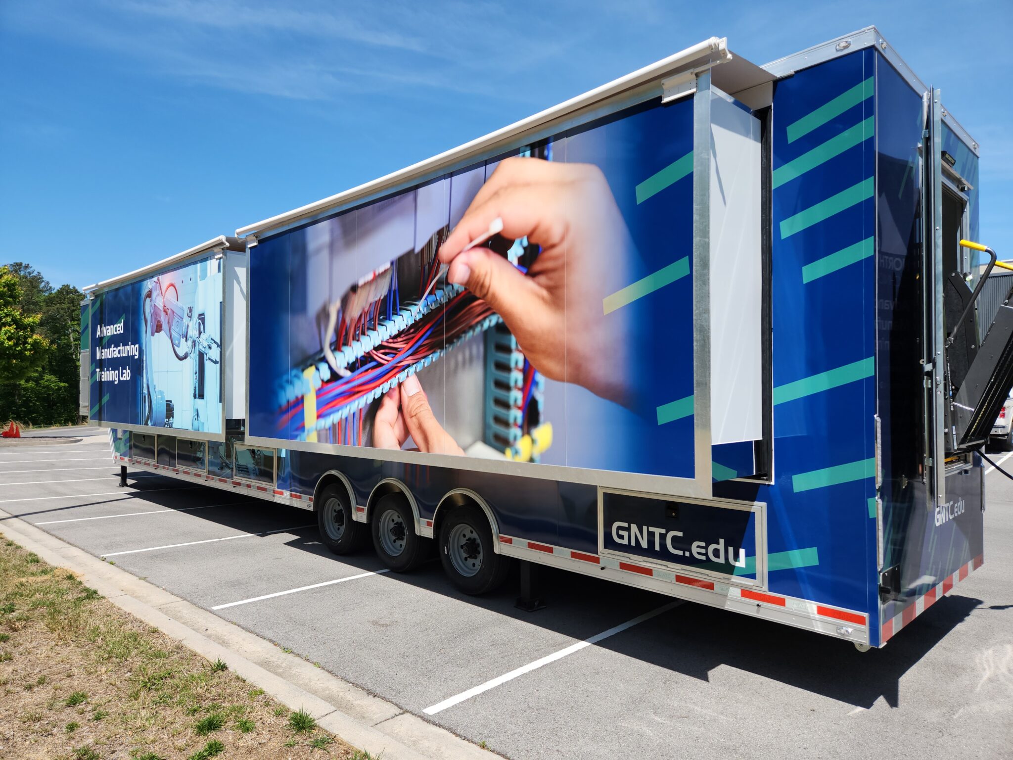 The Impact of Mobile Training Labs on the Future of Technical Training ...